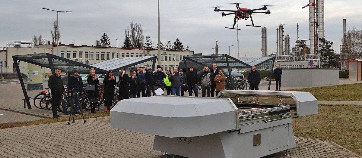 Dronehub – ground based power source for drone operations. – Autonomous ...