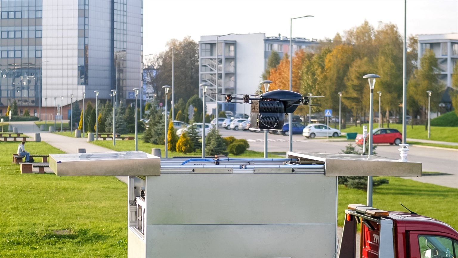 Drone-in-a-box – Autonomous Drones In a Box | Dronehub